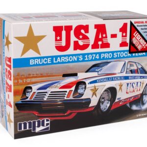 MPC Bruce Larson USA/1 Pro Stock Vega 1:25 Scale Model Kit