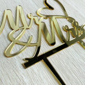 AMINJIE Mr and Mrs Cake Topper - Wedding, Engagement, Wedding Anniversary Cake Toppers Decorations, Mirror Gold Acrylic