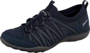 skechers women's breathe easy-first light sneaker, navy, 7.5