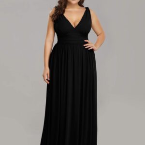 Ever-Pretty Women's Plus Size V-Neck Pleated Chiffon Maxi Semi-Formal Dress Bridesmaid Dresses Black US18