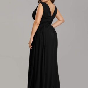 Ever-Pretty Women's Plus Size V-Neck Pleated Chiffon Maxi Semi-Formal Dress Bridesmaid Dresses Black US18