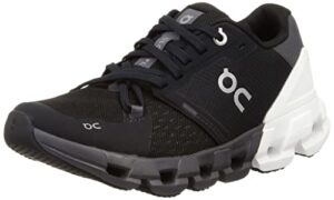 on cloudflyer 4 women's black/white size 8.5