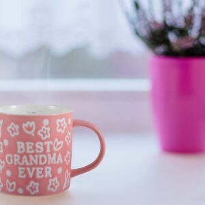 Tergi- Mothers Day Birthday Gifts for Grandma from Granddaughter Grandson - best grandma Ever Floral Embossed Pattern Ceramic Coffee Mug 13.5OZ