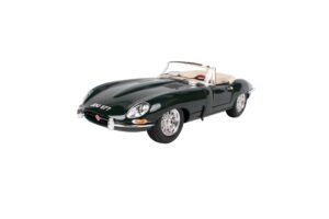 bburago jaguar e-type cabriolet 1/18 diecast model car 12046 green