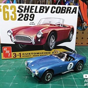 AMT Shelby Cobra 289 1:25 Scale Model Kit