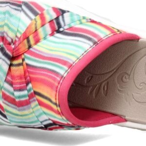 BZees Women's Smile II Slide Sandal, Wave Stripe, 7.5