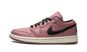 jordan womens wmns air 1 low dc7268 500 magenta - size 5w