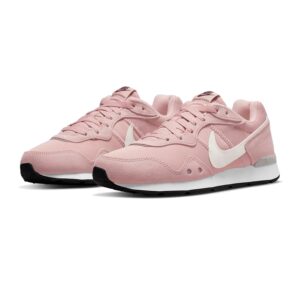 Nike Venture Runner Women's Shoe Size - 9