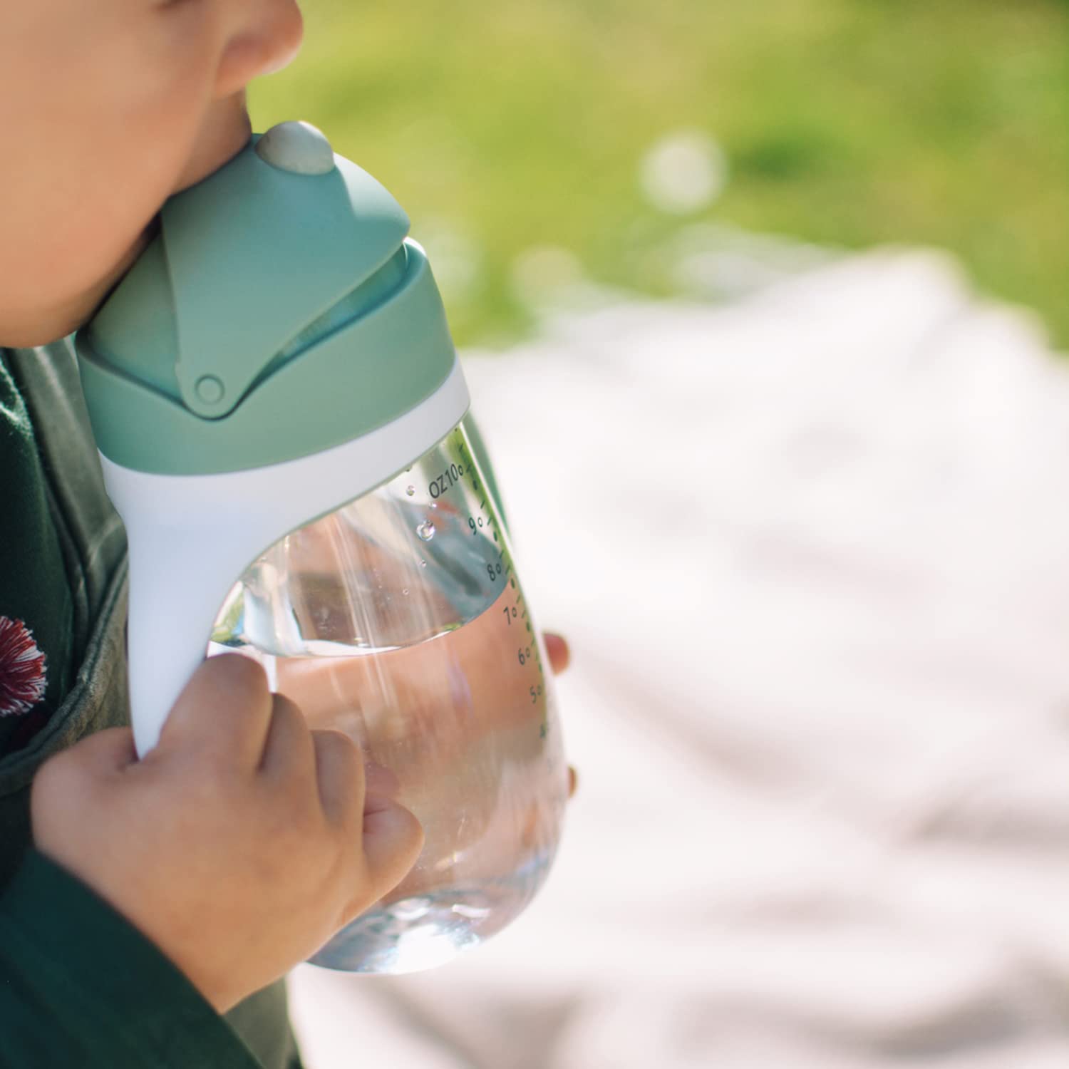 BEABA Straw Sippy Cup, Sippy Cup with Removable Handles, Sippy Cup with Straw, Baby Straw Cup, Toddler Cup, Toddler Straw Cups, 8+ Months, 10 oz, Sage