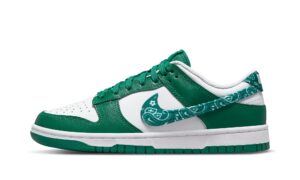 nike womens wmns dunk low essential dh4401 102 paisley pack green - size 6.5w