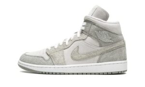 nike women's air jordan 1 mid se, particle grey/college grey, 6