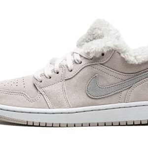 Jordan Womens WMNS Air Jordan 1 Low SE DO0750 002 Sherpa Fleece - Size 6.5W