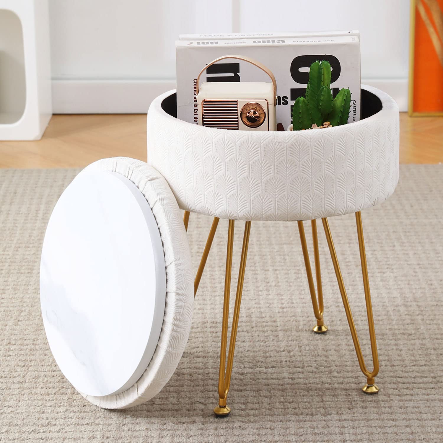 Cpintltr Velvet Storage Ottoman Round Footrest Stool Multifunctional Upholstered Ottoman Modern Accent Vanity Stools Tray Top Coffee Table Suitable for Living Room Bedroom Entryway Cream