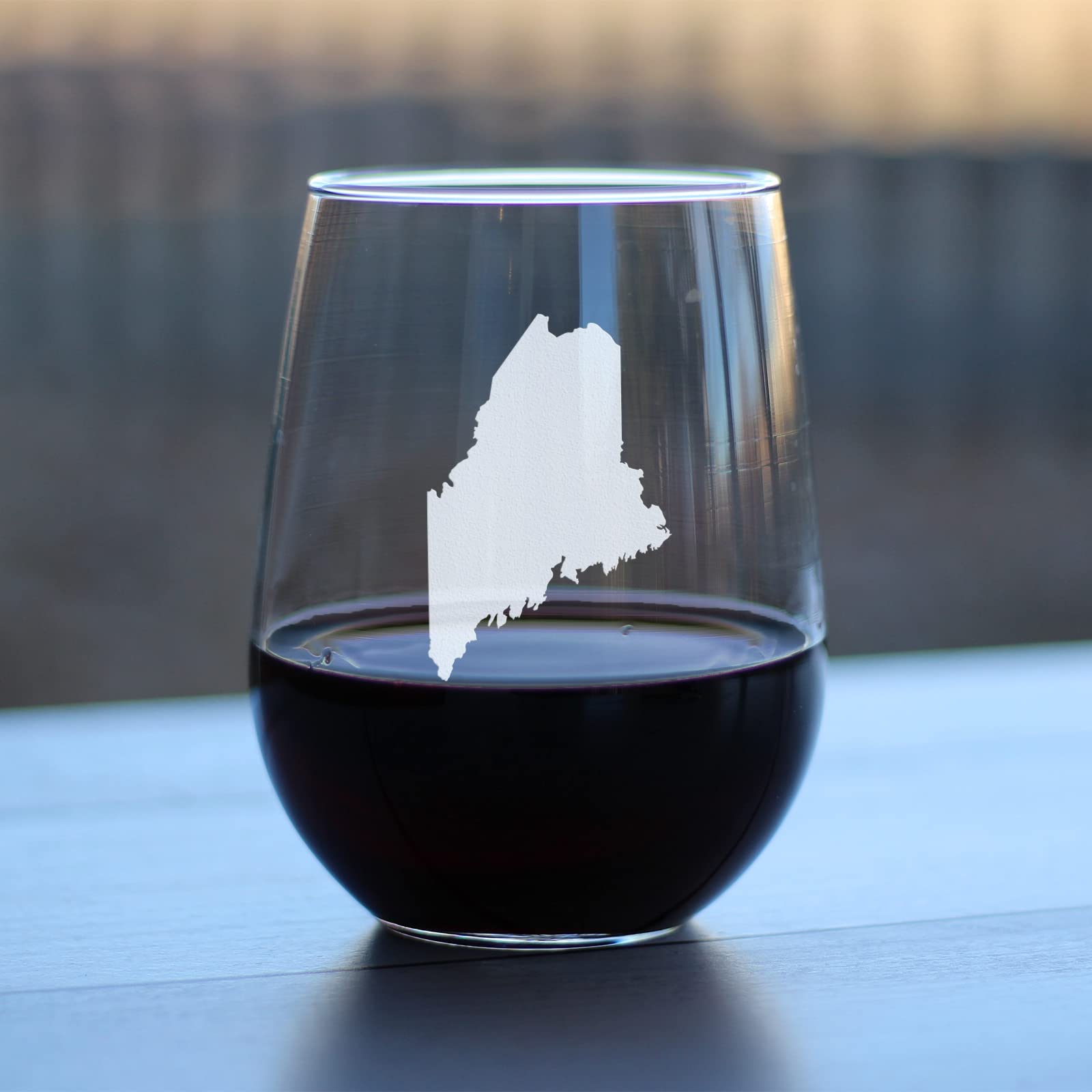 Maine State Outline Stemless Wine Glass - State Themed Drinking Decor and Gifts for Mainer Women & Men - Large 17 Oz Glasses