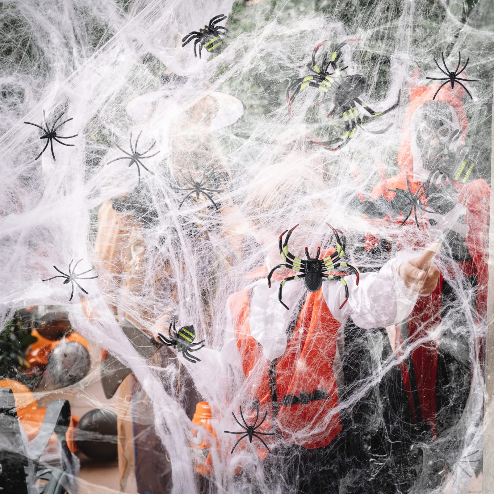 Berenlu 1100 Sqft Spider Web Decoration, Super Stretchy Halloween Spider Web with 65 Extra Fake Spiders, Halloween Decoration, Creepy Halloween Party Indoor Decoration, Halloween Outdoor Decoration