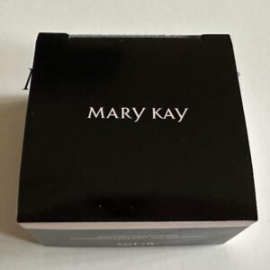 Silky Setting Powder (Medium Ivory)