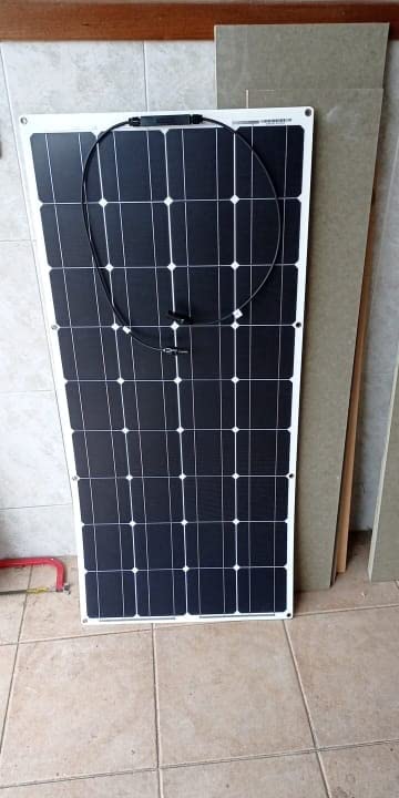 Flexible Monocrystalline Solar Panel Can Charge 12V Battery for Car/Boat/ Home Waterproof Solar Panel (18V 100W 3pc)