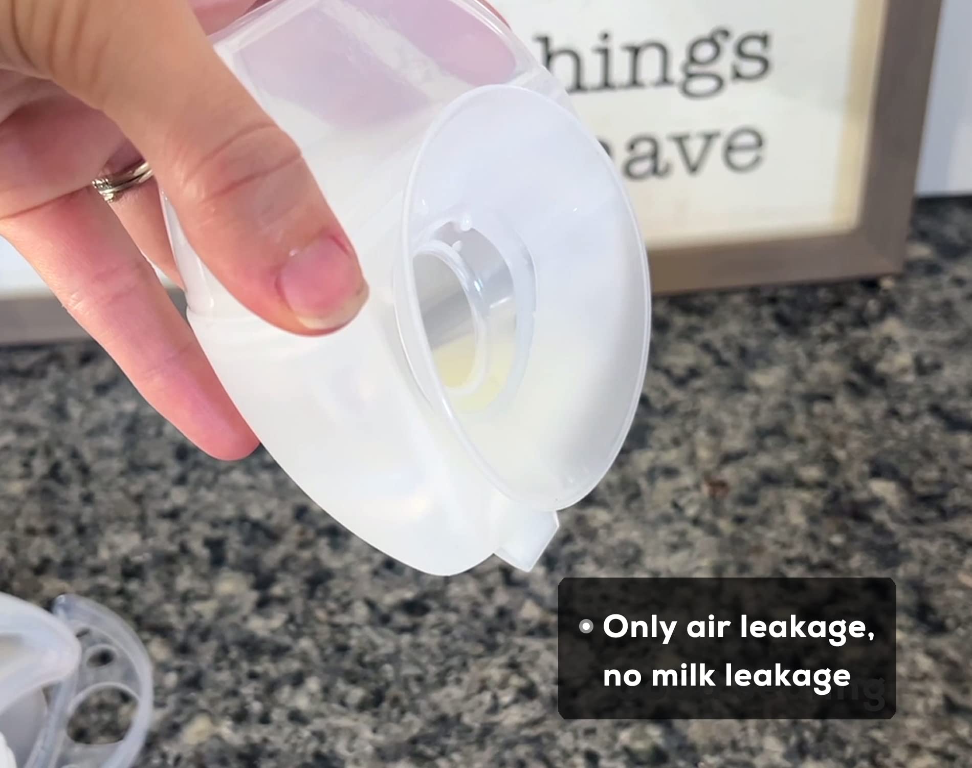 Wearable Manual Breast Pump︱2oz Milk Catcher︱Hands Free︱Easy to Wash︱Nature Suction︱No Milk Leakage︱Duckbill Suction Piece︱Comfortable for Long Wear︱Air Valve︱Use with Wearable Electric Pump (2Pcs)