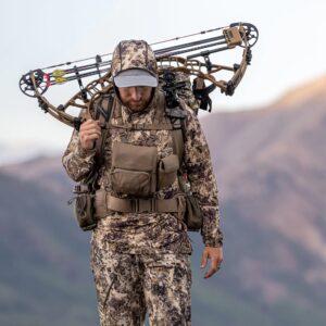 Eberlestock Recon Modular Bino Pack - Advanced Binocular Harness System with Customizable Attachments - Dry Earth - Small