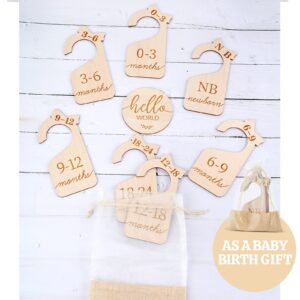 HOUÍSM Baby Closet Dividers Nursery Clothes Organizer, Baby Wooden Bundles with Birth Sign 5.9" and Keepsake Bag for Newborn to 24 Months, Timeless Engraved Design for Baby Girl Boy Room Decor