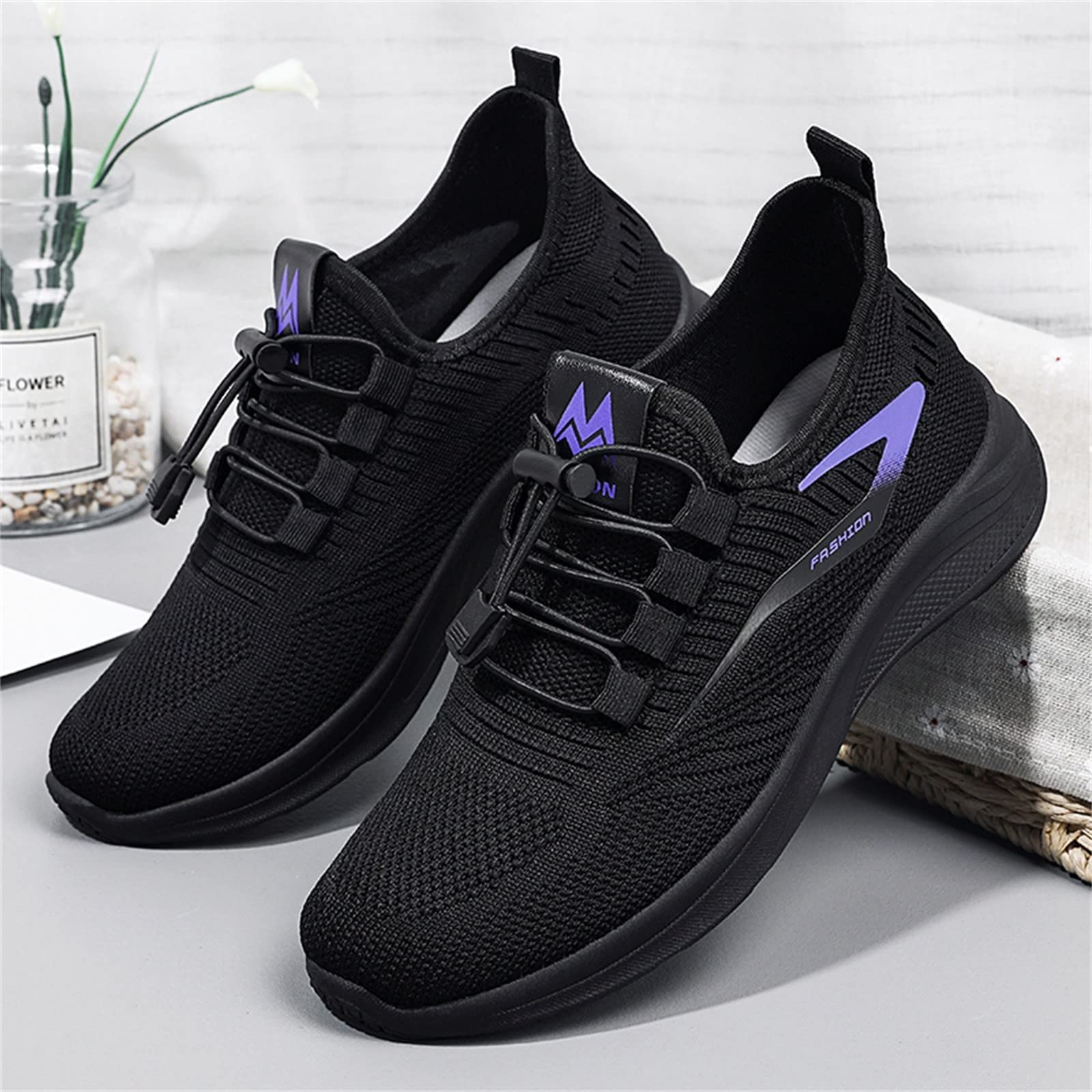 MLAGJSS Womens Canvas Shoes Casual Cute Sneakers Low Cut Lace up Comfortable for Walking Women's White Platform Sneakers