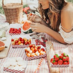 50 Packs Red Checkered Paper Food Trays Carnival Party Supplies Red and White Checker Nacho Trays Paperboard Tray Picnic Hot Dog Trays School Restaurant Supplies