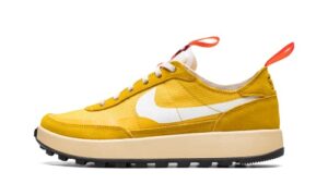 nike womens general purpose shoe da6672 700 tom sachs - dark sulfur - size 9w