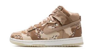 nike womens dunk high dx2314 200 desert camo - size 7.5w