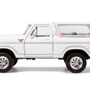 1978 Ford Bronco 1:24 Diecast Model Car White SUV SUT Truck Motormax All Star Toys Exclusive 79371