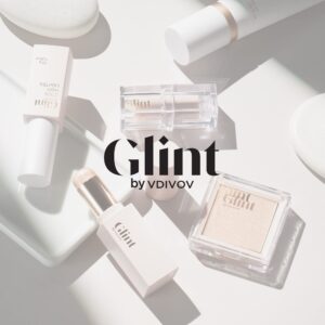 Glint Stick Highlighter (Dewy Moon, 0.3oz) - Multi-Use Illuminator Stick, Creamy & Blendable Color | Korean Skincare