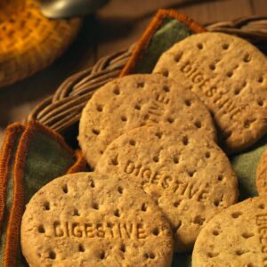 Mcvitie's Digestives Crunchy Wheat Biscuits Cookie - (4 Pack) England's Favourite. Best of British Biscuit Packed By Zuvo. Sweet, Wheat Taste, Crumbly Texture, And Renowned Suitability For Dunking, No Artificial Flavors or Colors - 400g