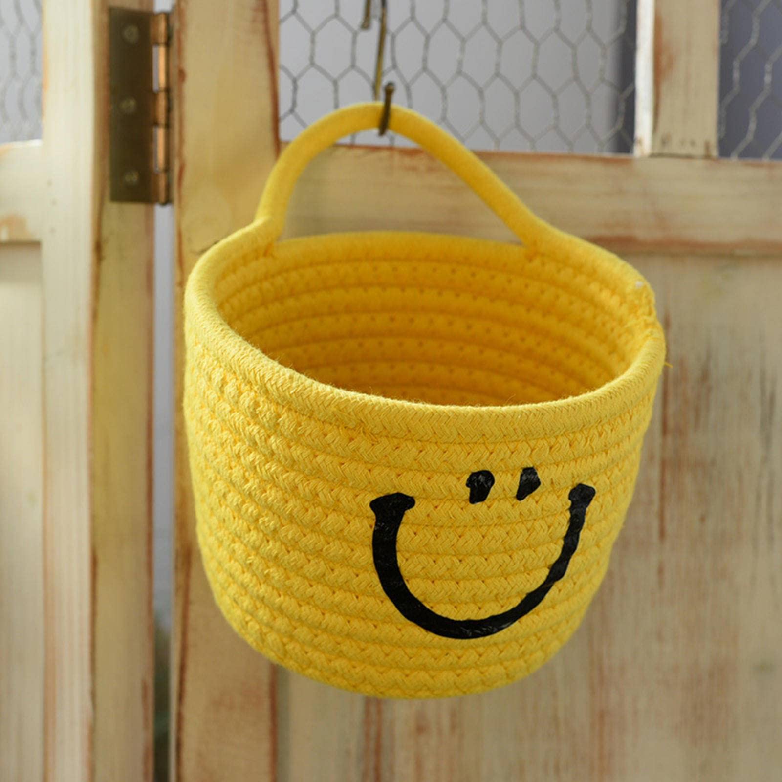 MBETA Smiley face Storage Basket Cosmetics Wall Mounted Woven Rattan Basket Storage