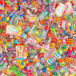 Bulk Candy Mix - Candy Variety Pack - Assorted Classic Candy - Individually Wrapped Candies - Fun Size Candy Assortment (9 Pounds)