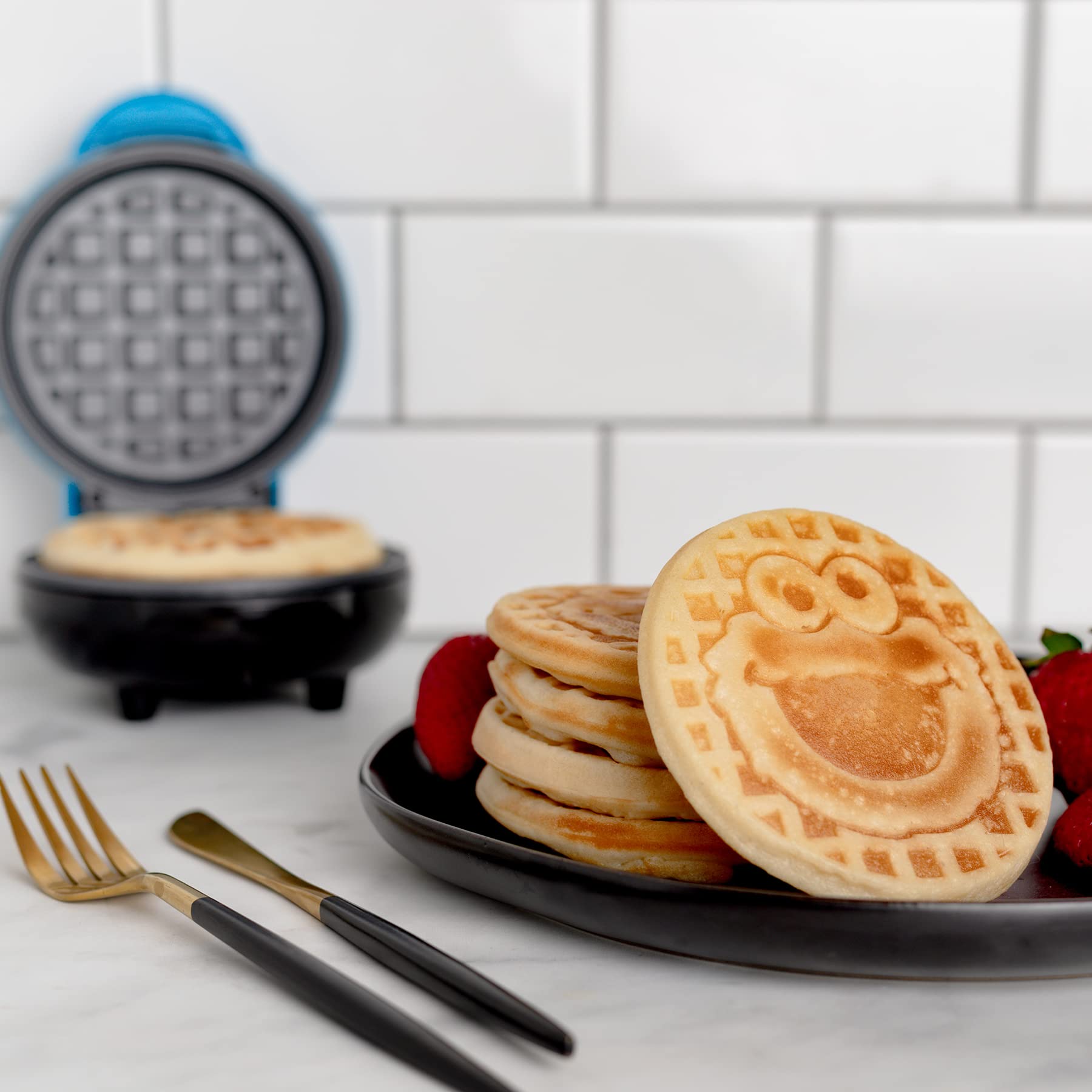 Uncanny Brands Cookie Monster Mini Waffle Maker - Sesame Street Kitchen Appliance