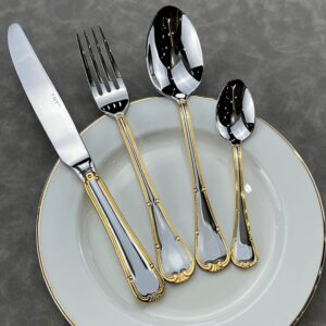 Luxury Silverware Set for 6, Retro Royal Palace Style Stainless Steel Flatware Cutlery with Gold-Plated Trim, 24-piece Eating Tableware for Wedding Home Kitchen Hotel Restaurant