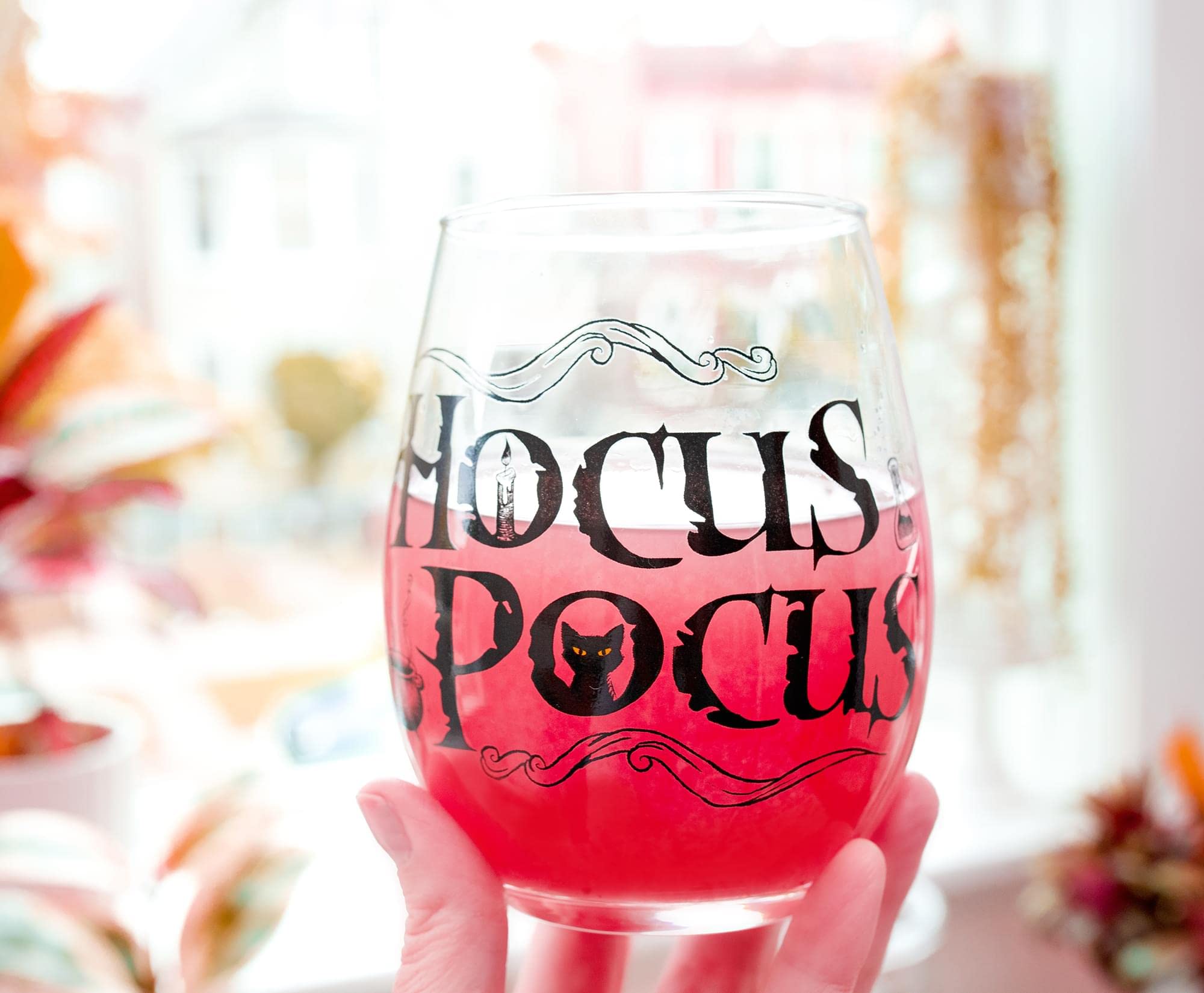 Disney Hocus Pocus Teardrop Stemless Wine Glass | Tumbler Cup For Mimosas, Cocktails | Home Barware For Liquor, Kitchen Decor | Sanderson Sisters Halloween Gifts And Collectibles | Holds 20 Ounces