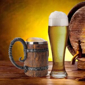 Wooden Beer Mug Beer Barrel, Large Viking Cup Wood Style Beer Mug Tankard with Handle, Antique gifts for Men Bar Restaurant Vintage Bar Accessories(18.60oz/550ml)