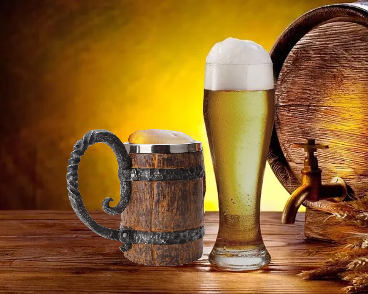 Wooden Beer Mug Beer Barrel, Large Viking Cup Wood Style Beer Mug Tankard with Handle, Antique gifts for Men Bar Restaurant Vintage Bar Accessories(18.60oz/550ml)