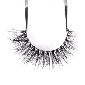 WENEW Cat Eye Lashes Wispy False Eyelashes Natural Look, Fluffy Natural Lashes Clear Band, 3D Faux Mink Lashes (C1, 7 Pairs)