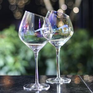 Luxrify Enhance Your Wine Experience Iridescent Wine Glasses - Premium Quality, Unique Design at Rim, Long Stemware, Hand-Blown & Perfect for Wine Lovers, Colored Stemware (Set Of 4)