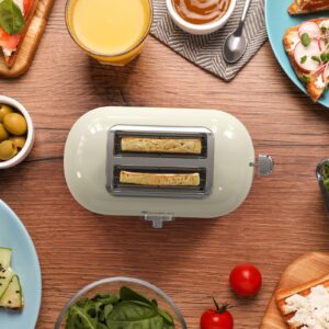 Toaster 2 Slice Retro Toaster Stainless Steel with 6 Bread Shade Settings and Bagel Cancel Defrost Reheat Function, Cute Bread Toaster with Extra Wide Slot and Removable Crumb Tray (Cream)