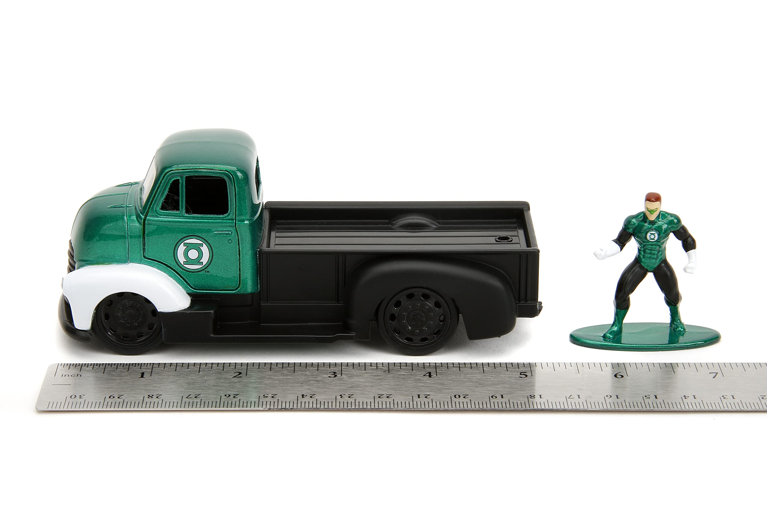 DC Comics 1:32 1952 Chevrolet COE Pickup Die-Cast Car & 1.65" Green Lantern Figure, Toys for Kids and Adults