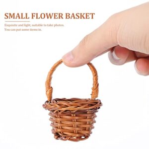 DOITOOL Rattan Mini Baskets with Handles, 30PCS Round Coffee Baskets for Party Favors Crafts Decor, 6 x 4 x 3cm