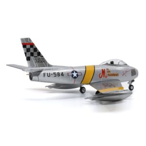 1:72 Scale North American F-86F Sabre - Militaria Diecast by Motorcity Classics