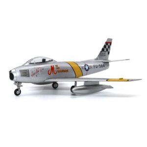 1:72 Scale North American F-86F Sabre - Militaria Diecast by Motorcity Classics