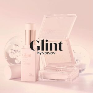 GLINT Glow Pearl Base (30 ml/1.01 fl oz) Moisturizing Foundation Primer with a Radiant Champagne Pink Glow for a Natural, Luminous Complexion | Korean Skincare