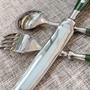 Green Silverware Set for 12 Durable 18/10 Stainless Steel Flatware sets Cutlery Utensi Sets Flatware Wedding Mirror Polished Classical Retro Steak Tableware Spoon Fork Knife set 60pcs