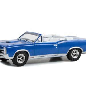 1967 Pontiac GTO Convertible Blue Met. w/White Interior 16th Annual Woodward Dream Cruise (2010) 1 1/64 Diecast Model Car by Greenlight 37280 A