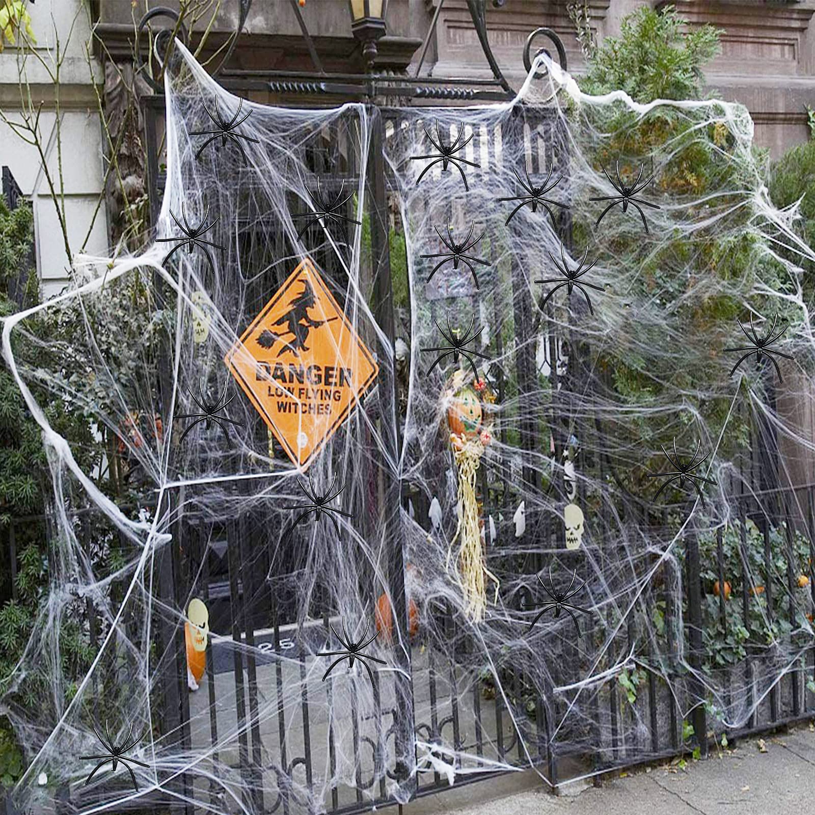 Spider Webs Halloween Decorations,650 Sqft Spider Webs with 40 Fake Spiders,Stretchable Cobwebs for Indoor/Outdoor Scary Atmosphere,Parties,Haunted Houses Spooky Window Home Outside Garden Tree Yard