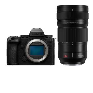 panasonic lumix s5iix mirrorless camera (dc-s5m2xbody) with lumix s pro 70-200mm f4 telephoto lens (s-r70200)